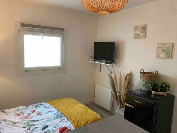 Joli Petit Studio Proche De La Clinique Du Parc - Hérouville-Saint-Clair