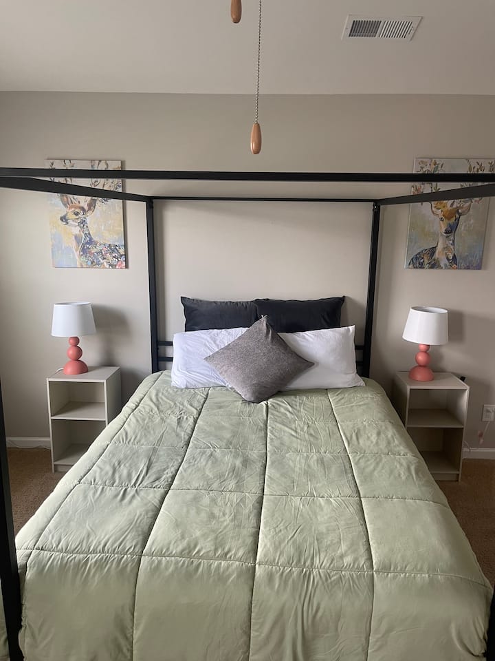 Chic 3-bedroom Retreat Near Airport & Noda - Northlake - Charlotte