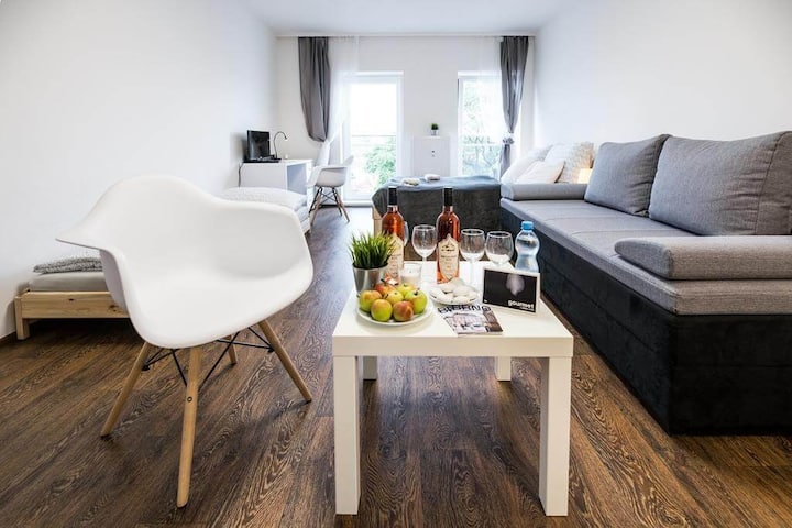 Relax Apartment With Balcony, Private Parking - Brno