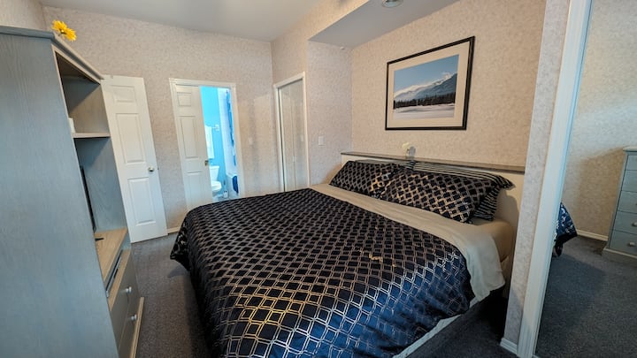 Beautiful Mountain Getaway!
This Has It All! - Fairmont Hot Springs, BC
