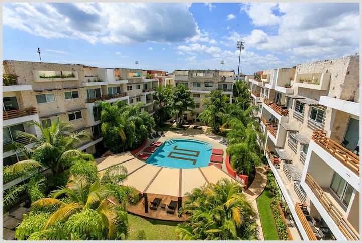 Amplio Piso Planta Baja + + + Gym Increíble Piscina + Jacuzzi + Zona De Juegos - Riviera Maya