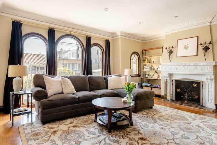 Private Room In Large Cow Hollow Flat - San Francisco, CA