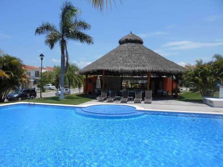 Casa En Fraccionamiento Privado En Nuevo Vallarta - 누에보 발라타