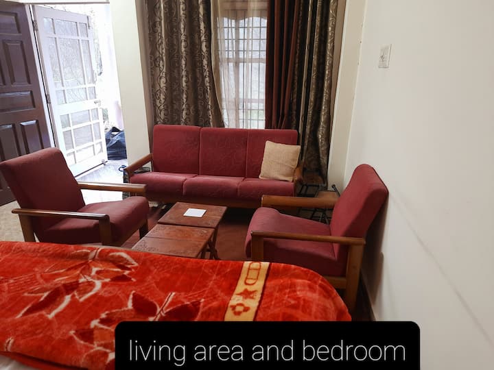 Paul Cottage - Studio Room (Includes Pvt Kitchen) - Manali