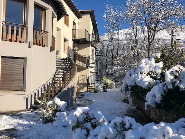 Studio, Terrasse Et Parking - Chorges