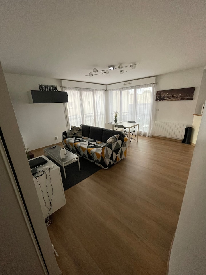 Bel Appartement Bien Situé - 56m2 - Proche De Tout - Beauvais