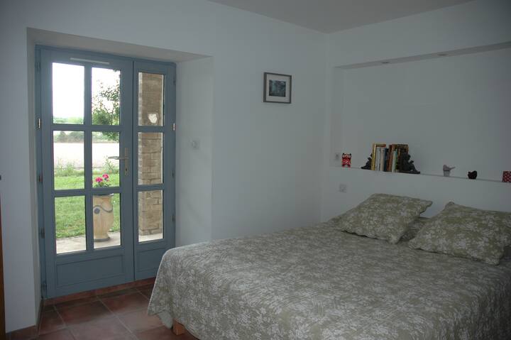 Chambre Dans Ancienne Magnanerie - Alès