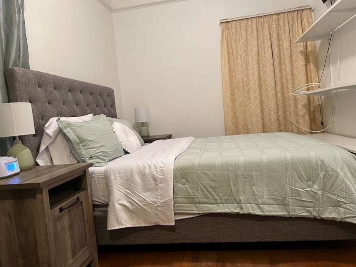 Sweet Home Away From Home - Tukwila, WA