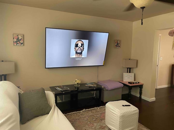 Home In Fayettevillenear Campus
3bedroom 2 Bath - Fayetteville, AR