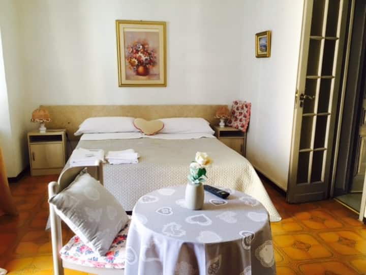 Stanza Privata Con Bagno Privato - Sanremo