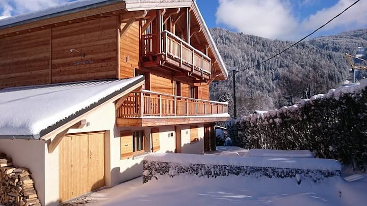 Fantastic Morzine Chalet With Hot Tub And Fire - Morzine