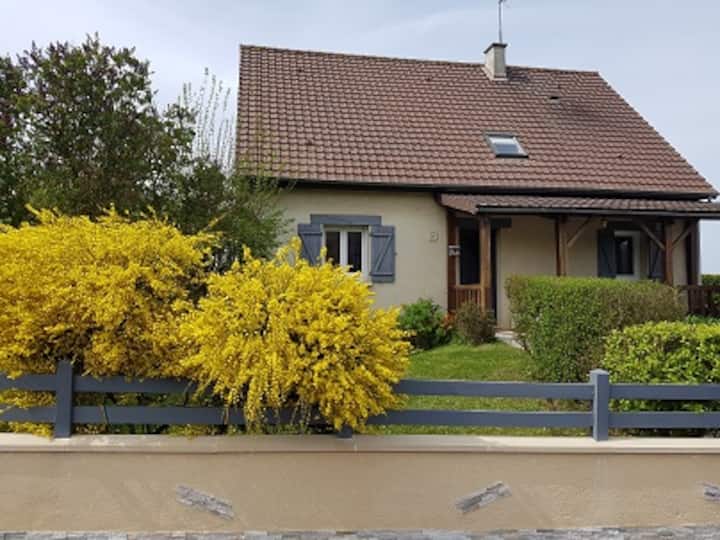 Maison à 2,5 Km Des Plages Du Débarquement - Ouistreham
