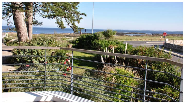 Villa D’architecte Face à La Plage Du Castouillet. - Le Croisic