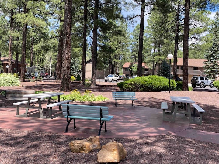 Snuggle Up In Our Cushy Condo In Pinetop - Pinetop-Lakeside, AZ