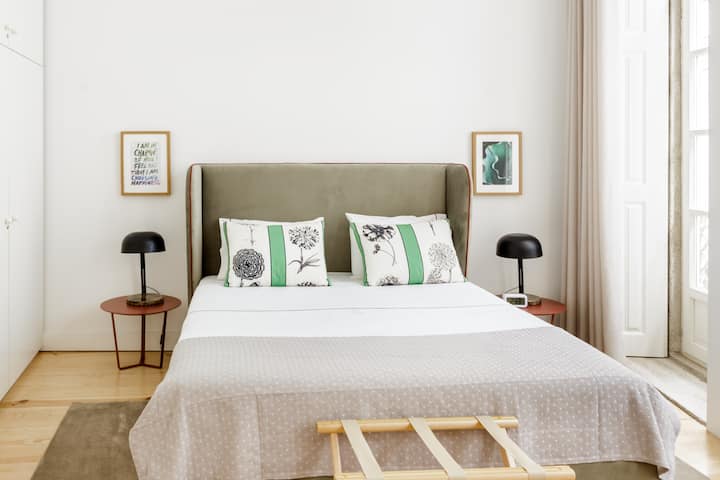 Relaxing Apartment In The Historic Center, Porto - Ribeira