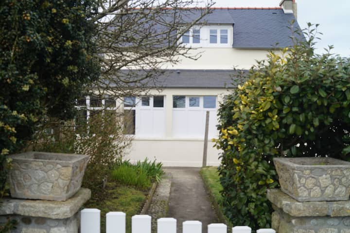 Maison Bord De Mer Jardin Clos - Camaret-sur-Mer