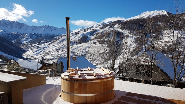 La Fuga, Uno Chalet Eccezionale Di Fronte Alle Piste Da Sci - Ceillac