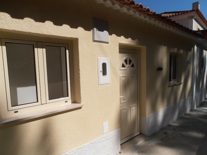 Mustache Studio - Ourém