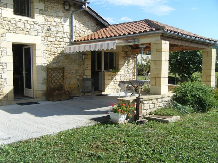 Gite Du Priolat En Perigord Noir St Cyprien - Castels