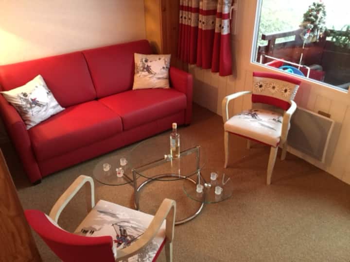 Centre Avoriaz Et Skis Aux Pieds Vue Pistes *Idt74 - Champéry