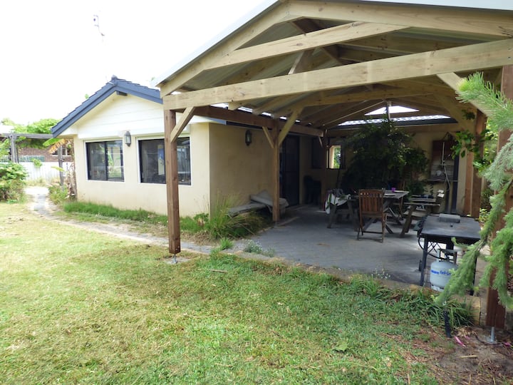 Back Beach Cottage - Lancelin