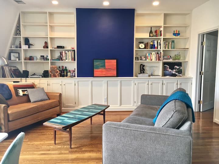 Unique Condo In Dc's Trendiest Neighborhood - Washington, D.C.