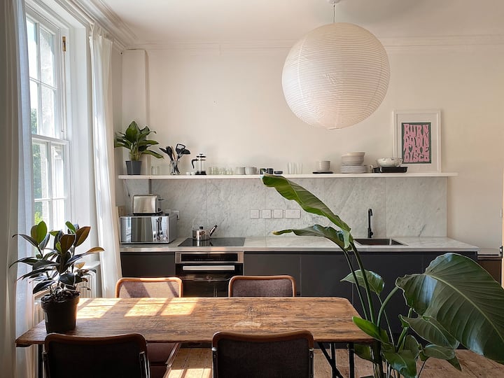 Chic 2-bed Georgian Flat • Central Bristol - Bristol