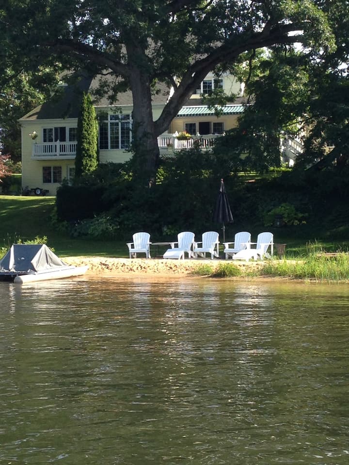 Lakefront,water Toys, Pontoon Boat, Deck, Fire Pit - Horseshoe Lake, Gowen