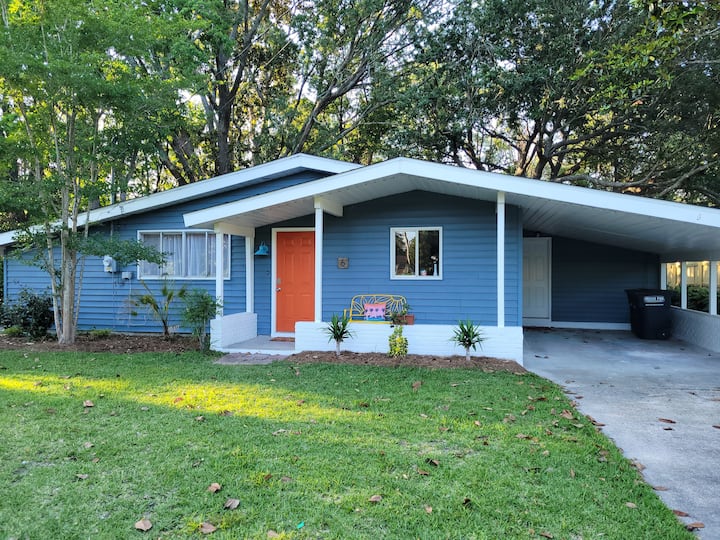 ~Family Friendly! Perfect Location, Walk To Beach! - Ocean Springs, MS