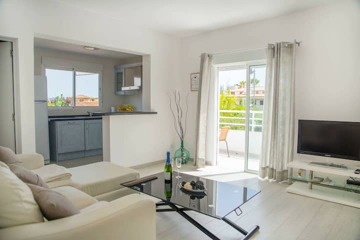 Modern Apartment Front Vacational Complex Bellevue - Alcúdia