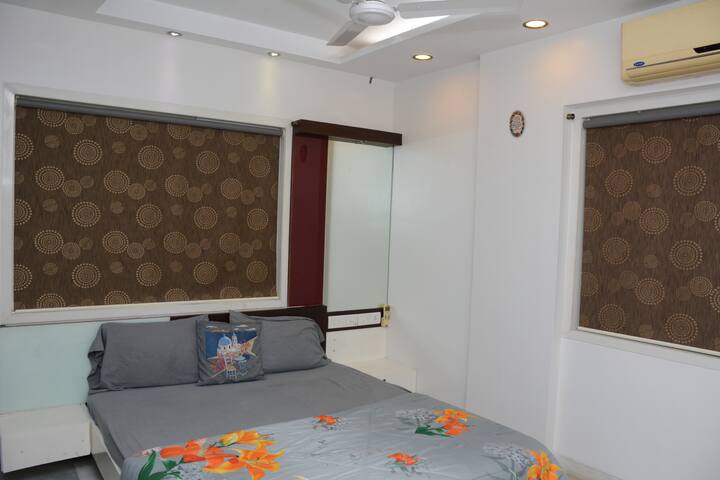 Bungalow Service Apt, Rm 1 National Park, Borivali - Mumbai