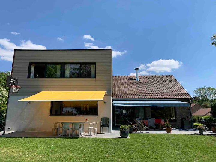 Grande Maison Familiale Et Son Paisible Jardin. - Lille