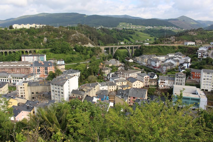 Casa Con Jardín A 300mts. Del Centro De Luarca - Luarca