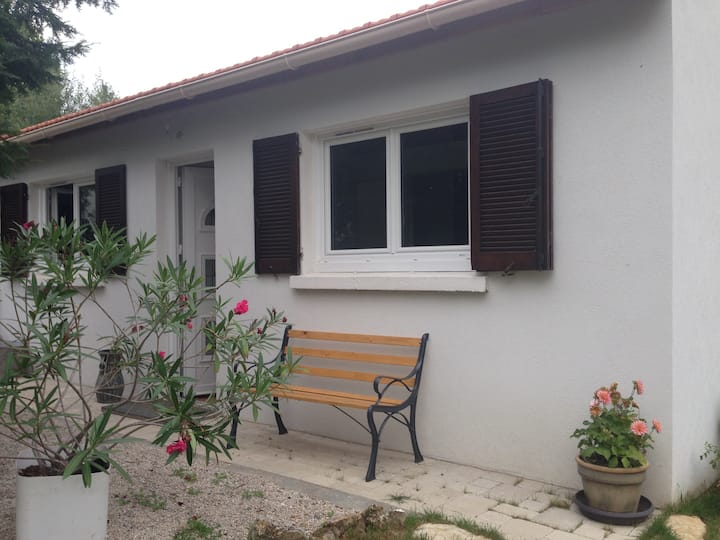 Maisonnette Dans Jardin Paysager Proche Paris - Saint-Brice-sous-Forêt