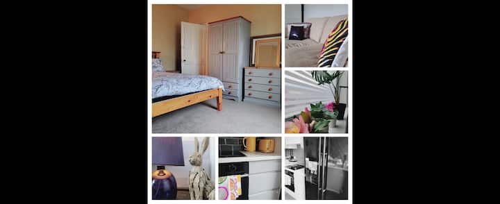 Cosy Home Entire House, Sleeps 7 - Coventry