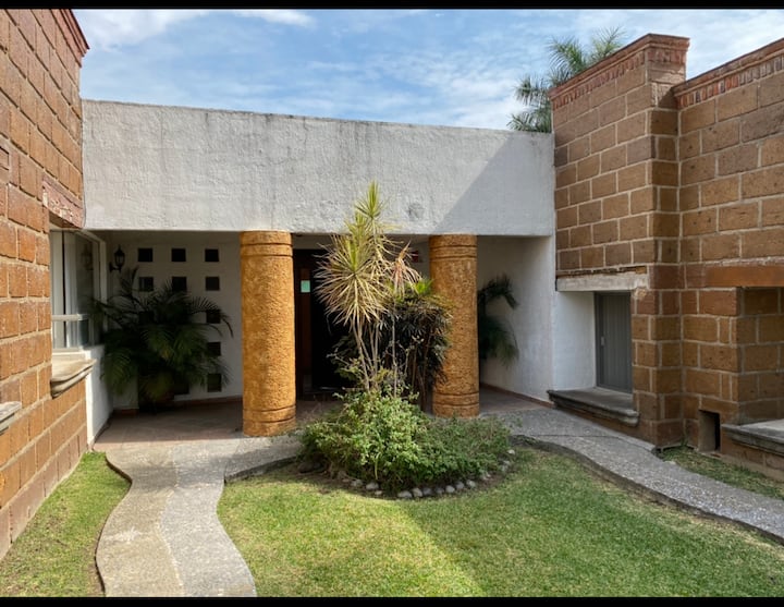 La Casa Dorada - Cocoyoc