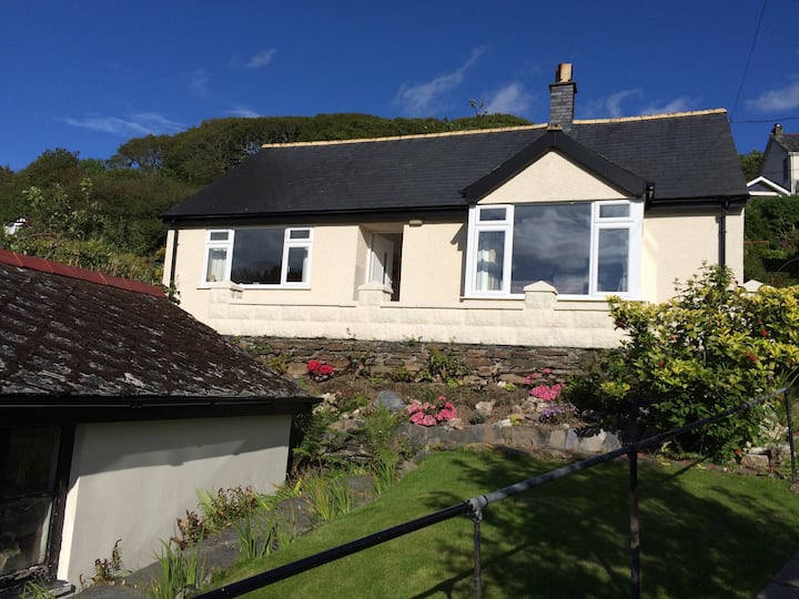 Private Cottage & Hot Tub, By Beach And Mountains - Barmouth