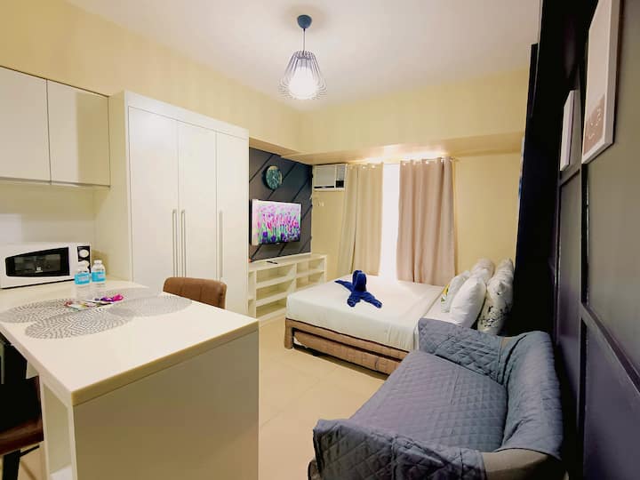 Avida Riala It Park 400 Mbps Internet Studio Unit - Cebu