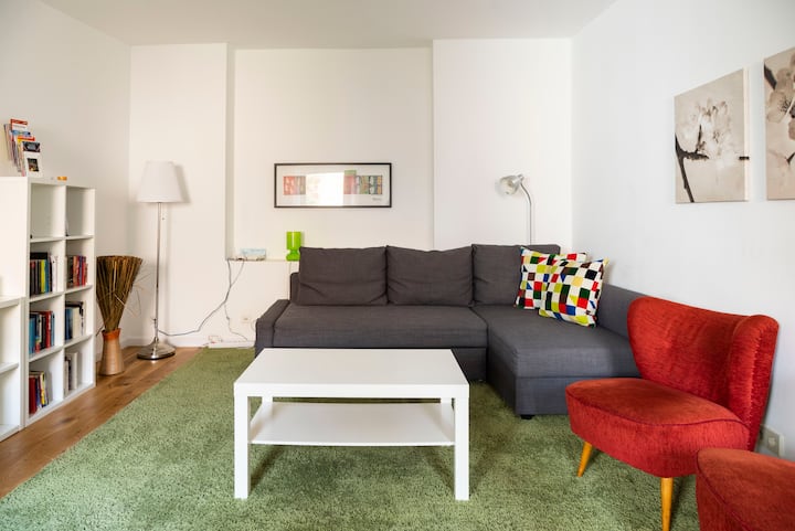 Tiny House Apartment In The Heart Of Kreuzberg - Berlín