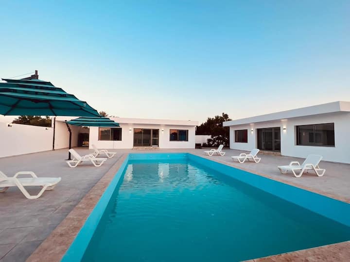 Awesome New Villa & Pool Mahdia - 