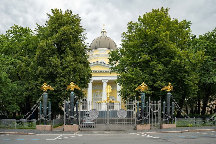 U Spaso - Preobrazhenskogo Sobora Apartments - San Petersburgo