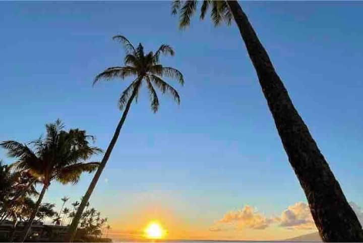 Maui’s Sunrise. Price Includes Taxes. - Maui, HI