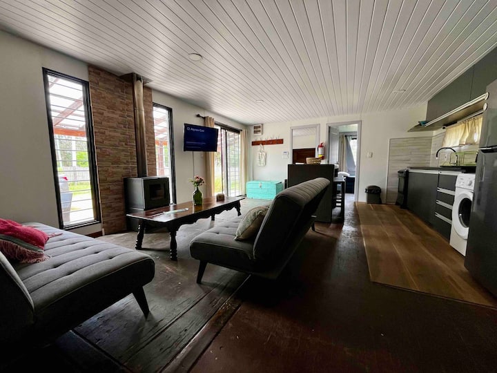 *** A Estrenar! Preciosa Casa En Santa Ana! *** - Cuchilla Alta