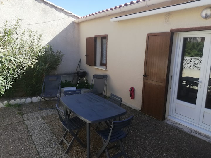 Pavillon Avec Extérieur Près Du Vieux Village - Gruissan