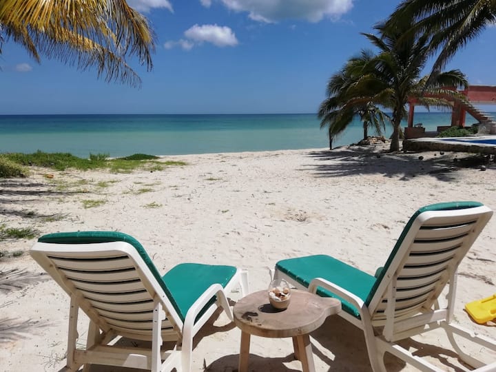 Amplia Casa Rústica Frente Al Mar - Telchac Puerto