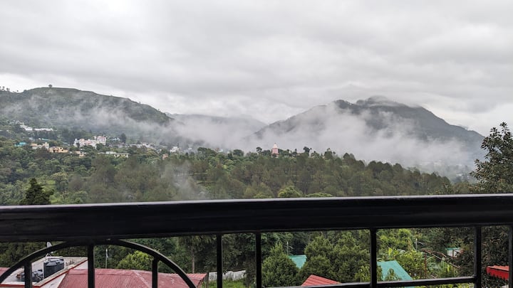 Flat In Sattal, 1bhk
Plumeria, Deodar Cottages - Bhimtal