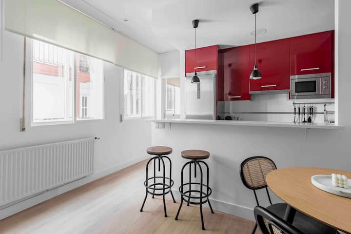 Stylish 1 Bd Flat In The Heart Of Chueca - Madrid