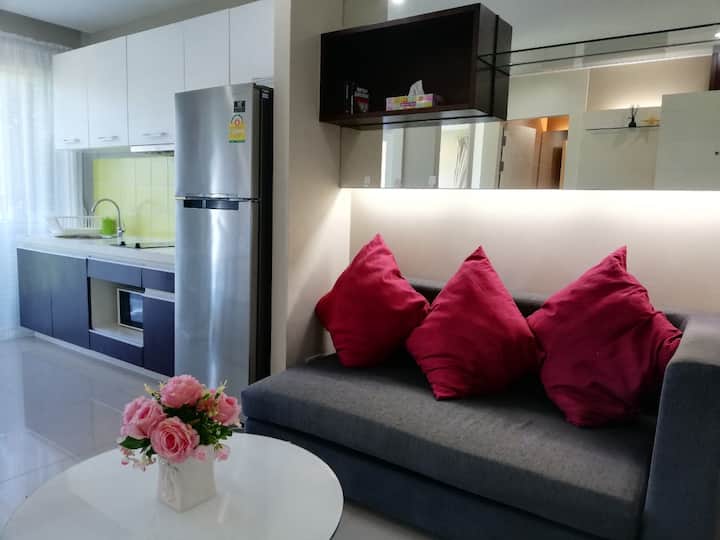 A Clean Fully Furnished Condo In The Phuket Center - Phuket