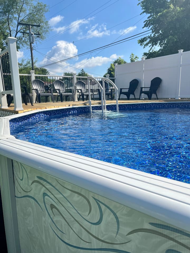 Top 12 Airbnbs With Pool In Detroit, Michigan | Trip101