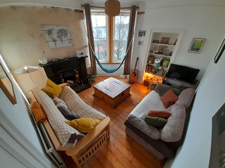 Views, Hammock, Sofa Bed, Open Fire - Edimburgo